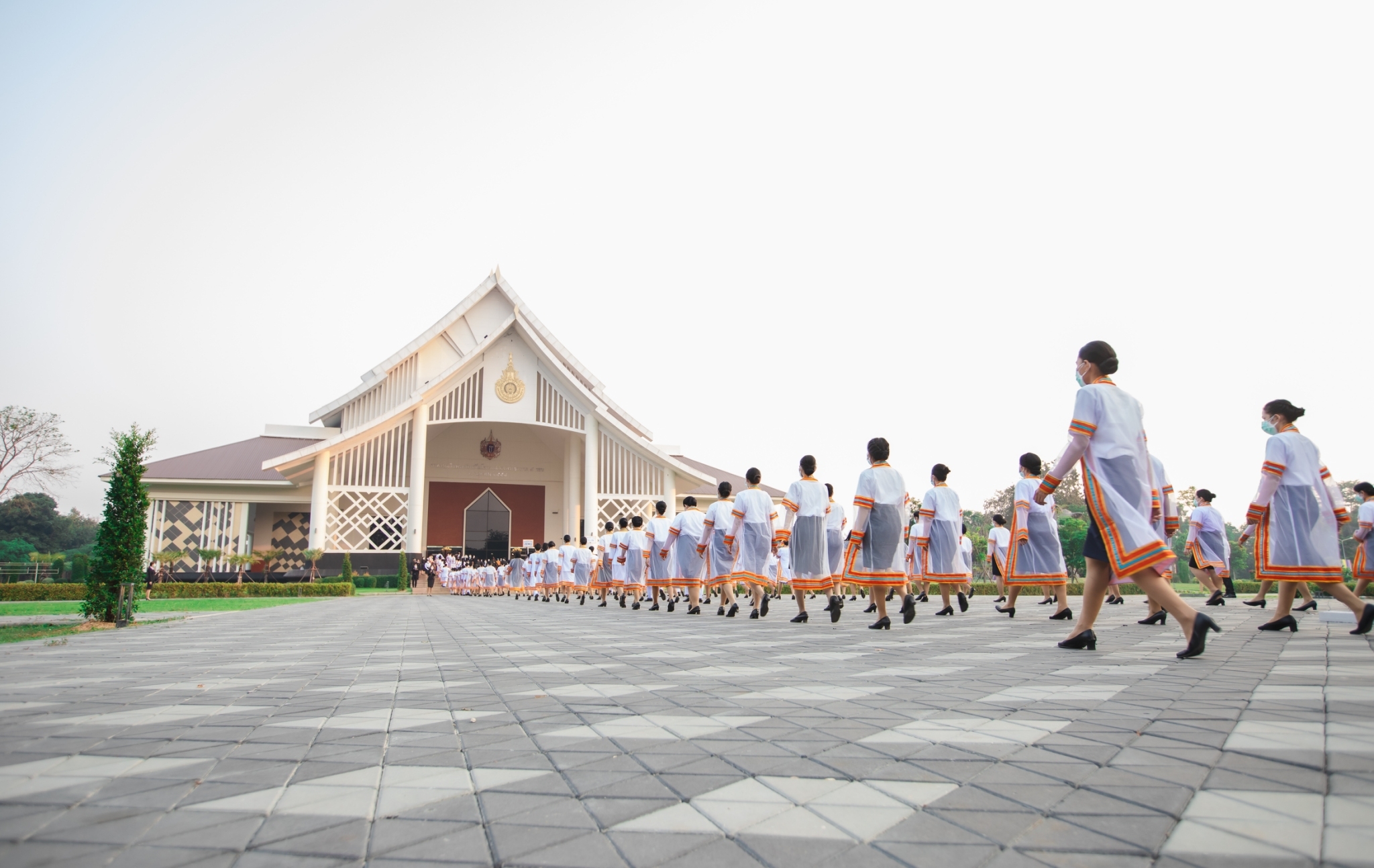 RMUTI rehearses for the 2562 Royal Graduation Ceremony – Rajamangala ...